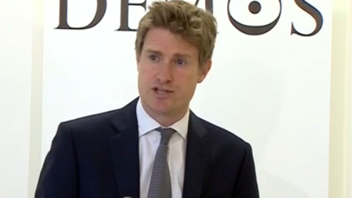 Tristram Hunt resigns Stoke seat to become director of V&A museum ...