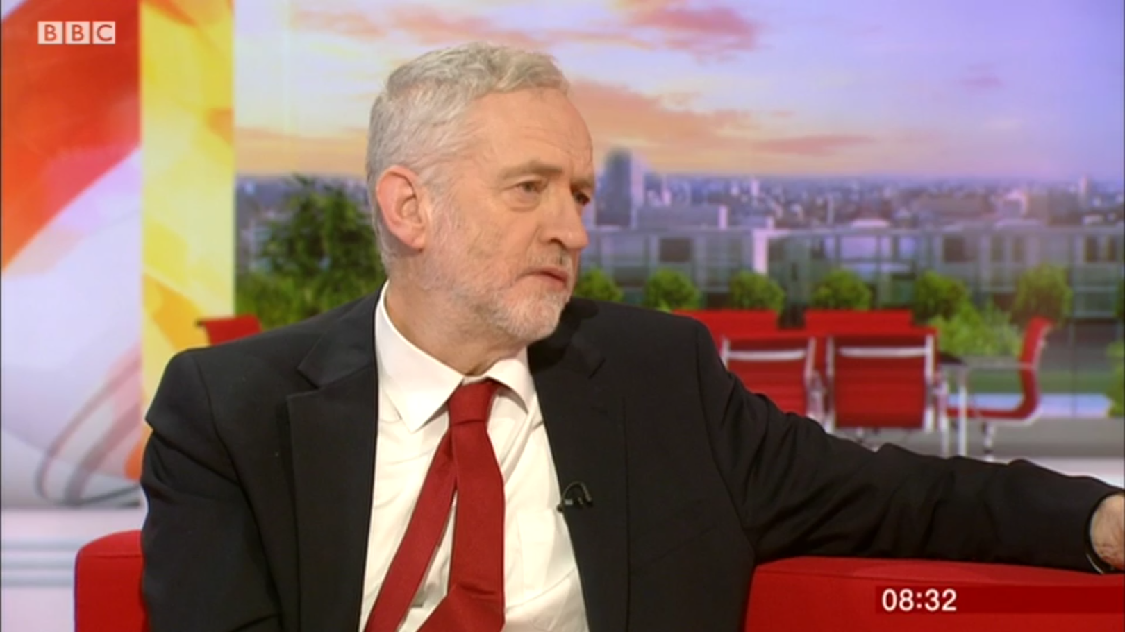 Corbyn is members' second favourite leader in party history, poll finds ...