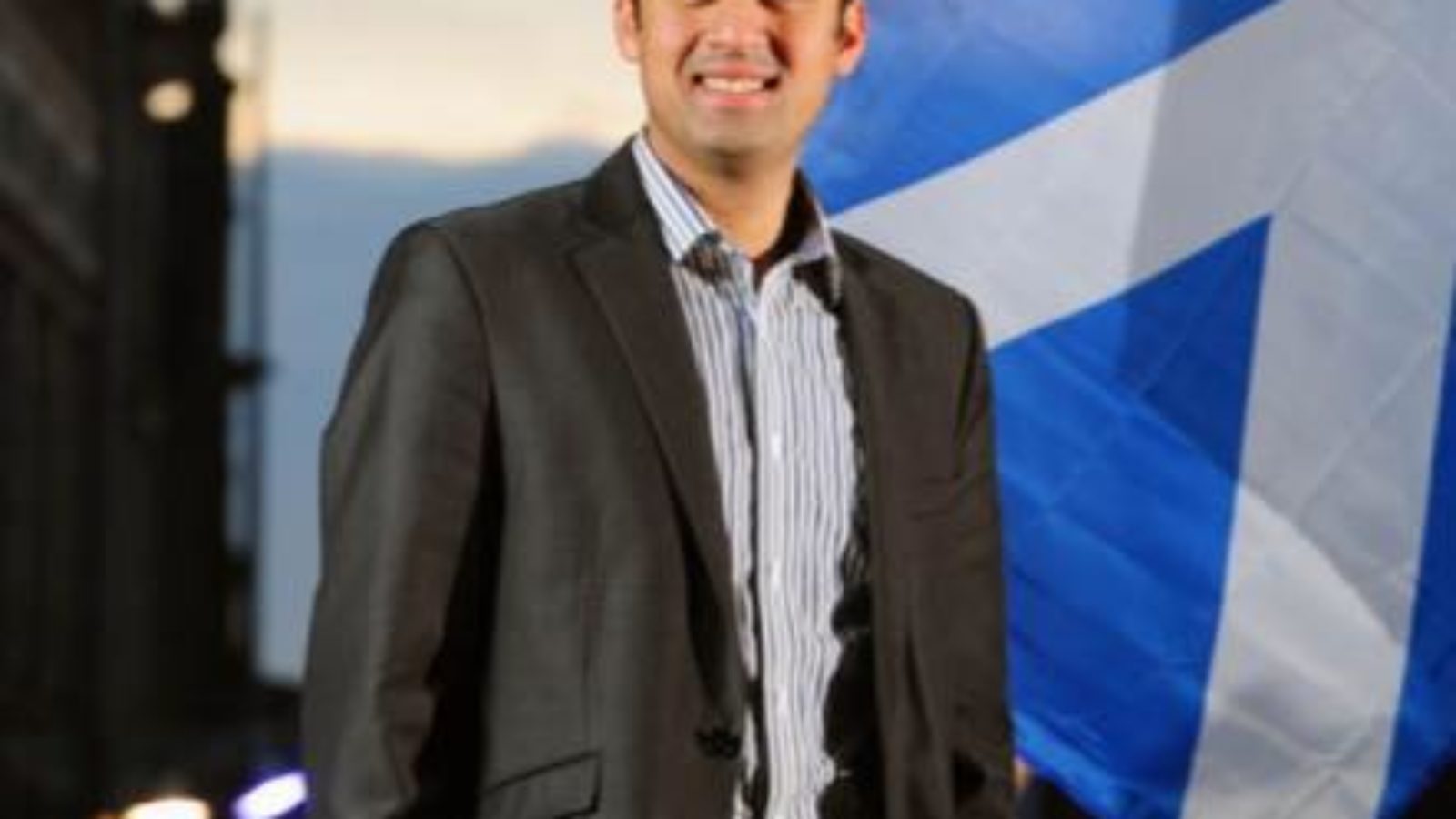 Sarwar gives up shares in family firm - LabourList