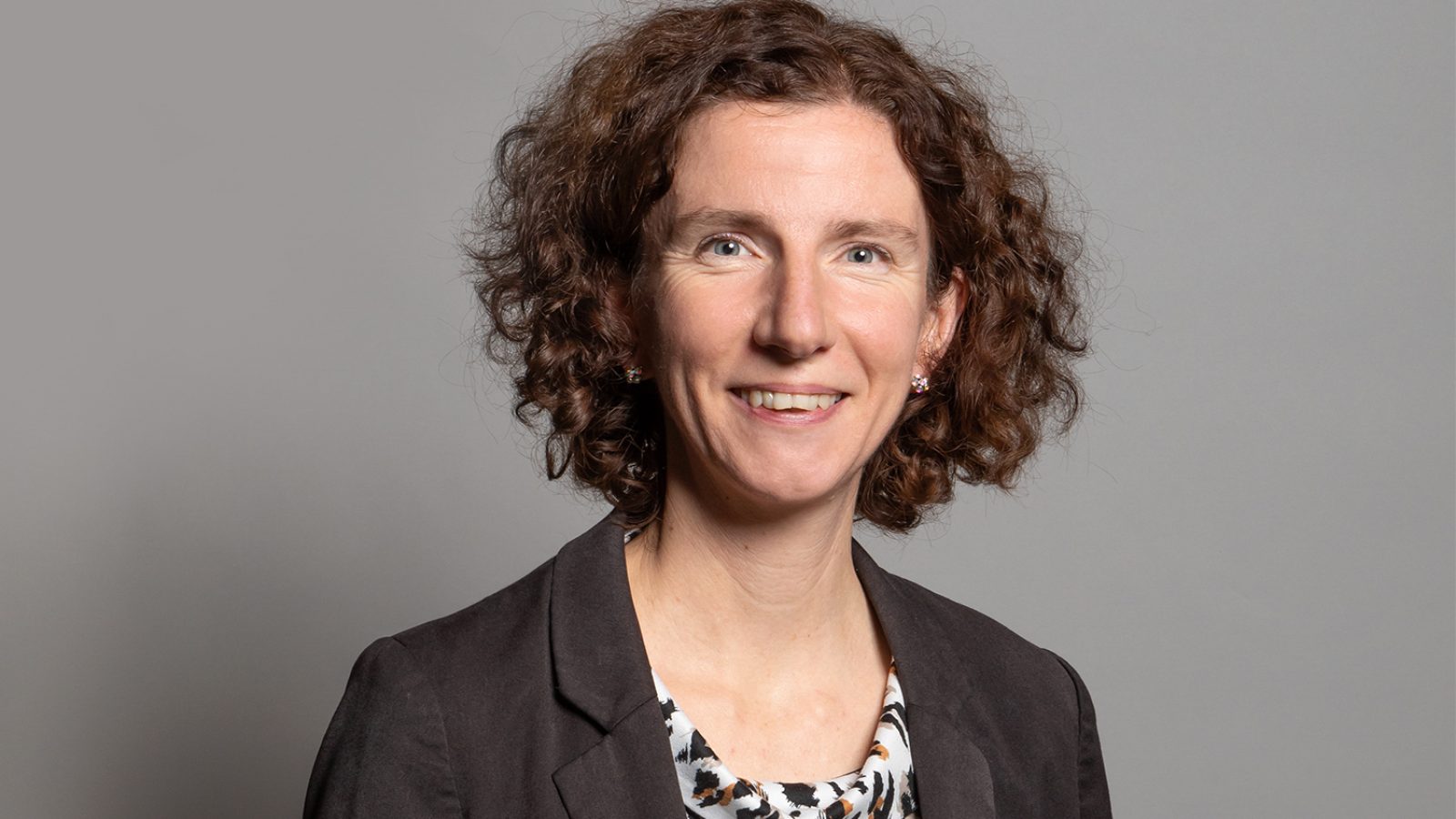 Annelise Dodds resigns from government over foreign aid budget cuts ...