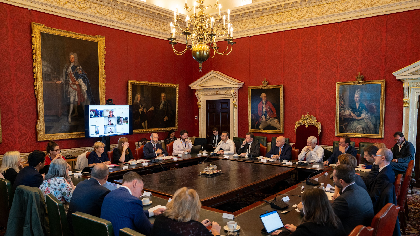 Rayner vows union and business 'partnership' after New Deal summit ...