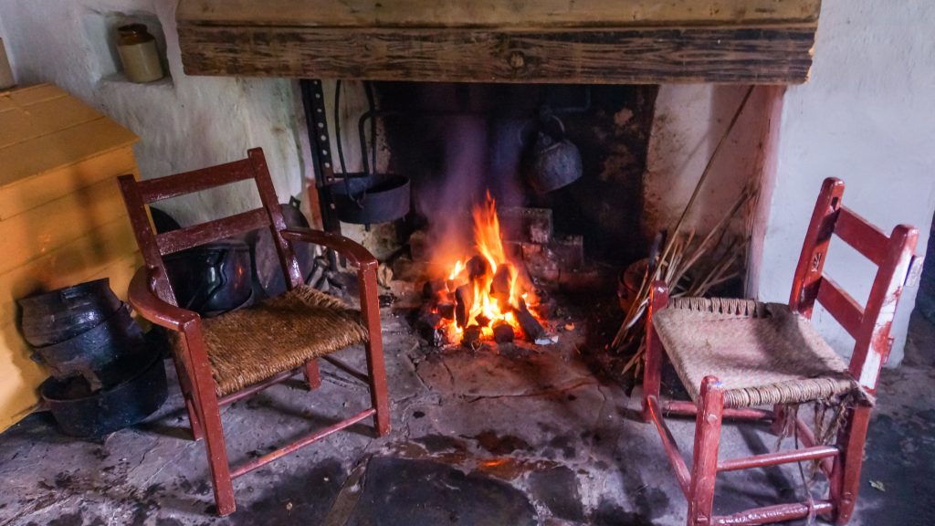 'Phase out domestic burning to protect public health from pollution ...