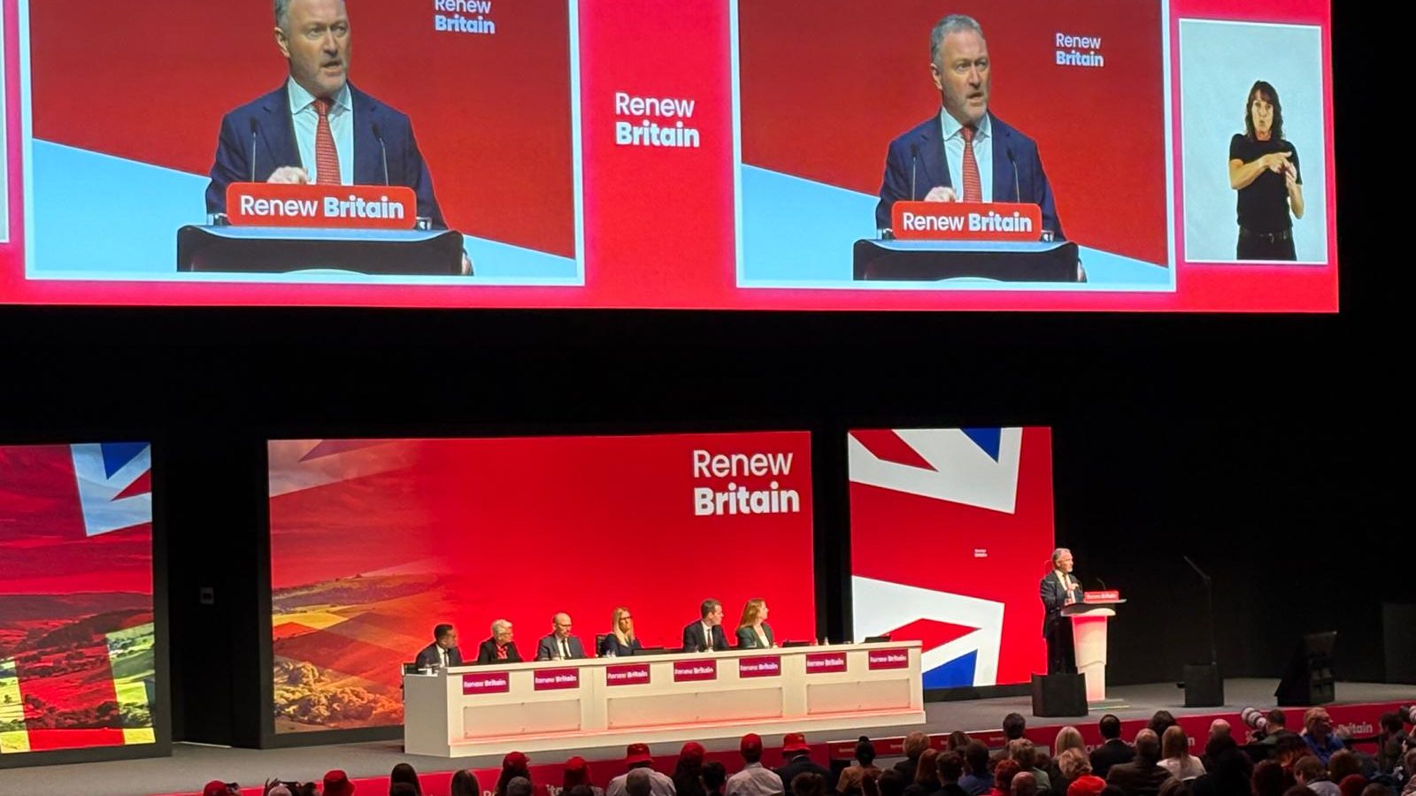 Labour conference 2025: Steve Reed pays tribute to Angela Rayner as he ...