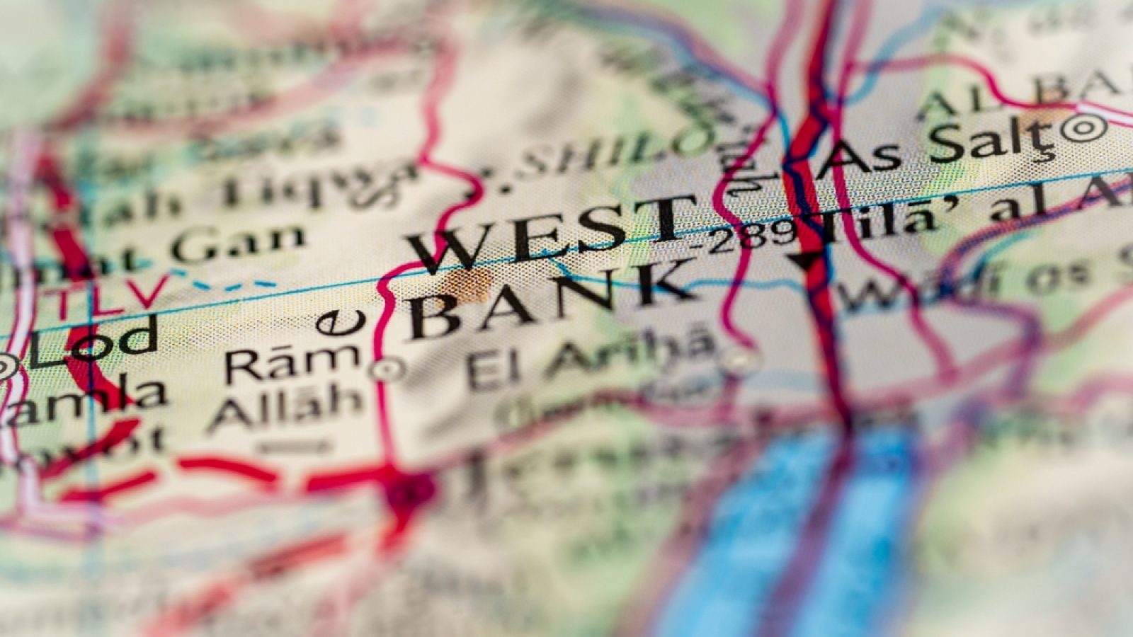 Over 140 Labour MPs call for trade ban on illegal Israeli settlements ...